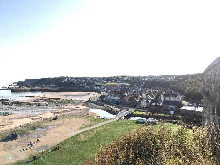 56 Seatown Cullen. Idyllic Location Beach Cottage - Cullen