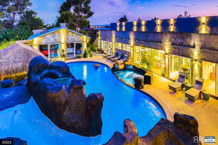 Rr Private Villa 12bd W/ Sports Court Resort Pool - Las Vegas Strip, NV