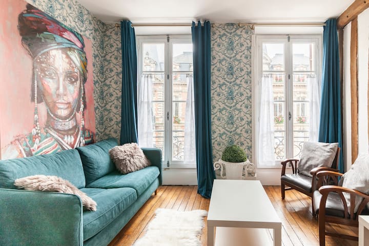 Exceptionnel F2 Charme Face Mairie, Chateau, Parcs - Fontainebleau