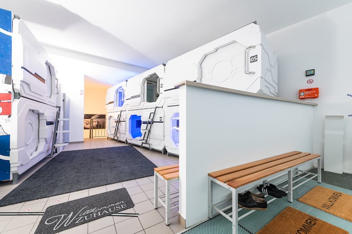 Space Homes - Inner City (Capsule 09) - Wien