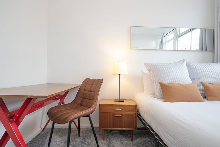 Hb3-4 | Double Room In The Heart Of Brick Lane - London