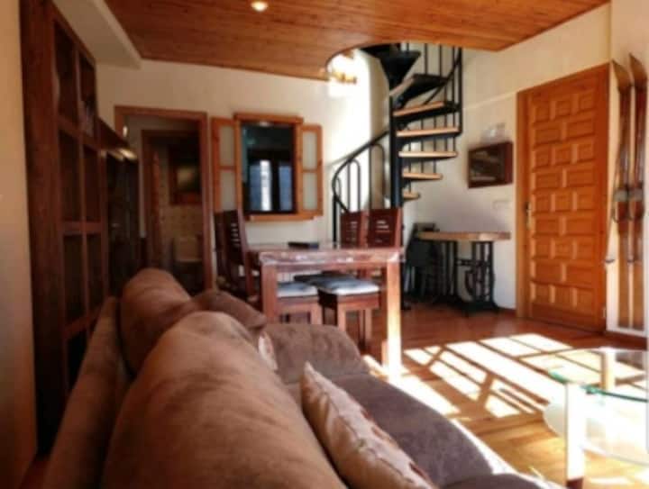 Dúplex Amb Encant A Bellver De Cerdanya - Alp