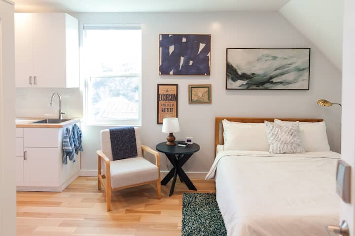 Modern Downtown Napa Gem! - Napa, CA