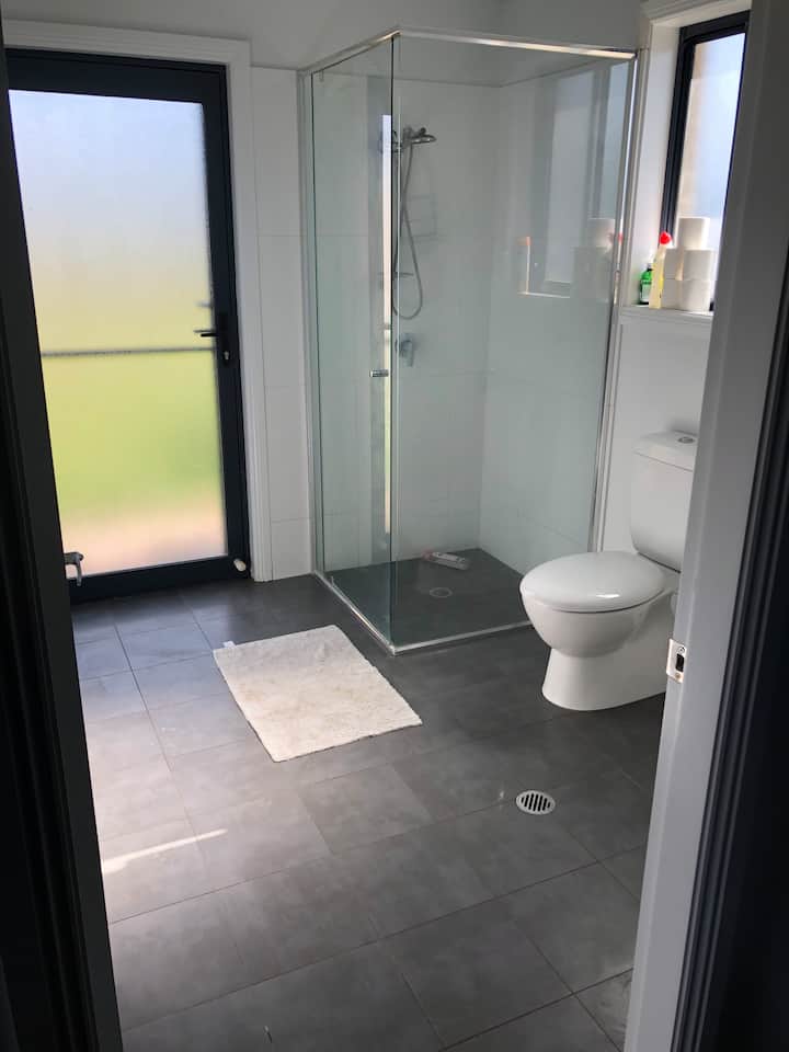 Poolside Granny Flat. - Tamworth