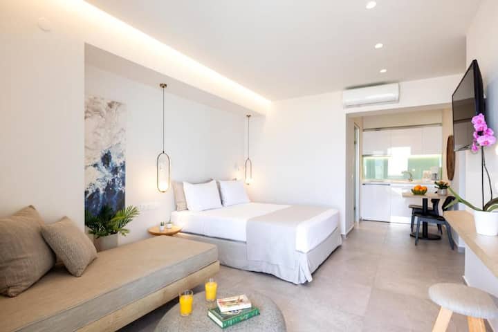 Junior Suite (3ad) White Swan - Ретимно