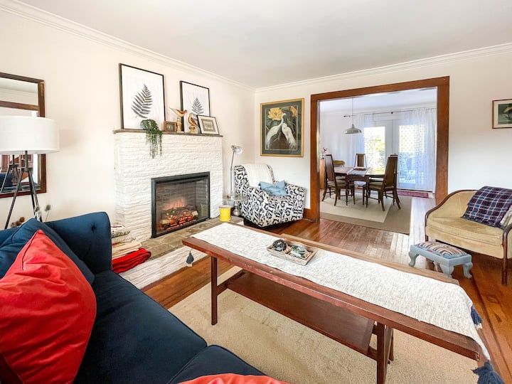 In Town, Traditional 1920s Catskills Home - Livingston Manor, NY