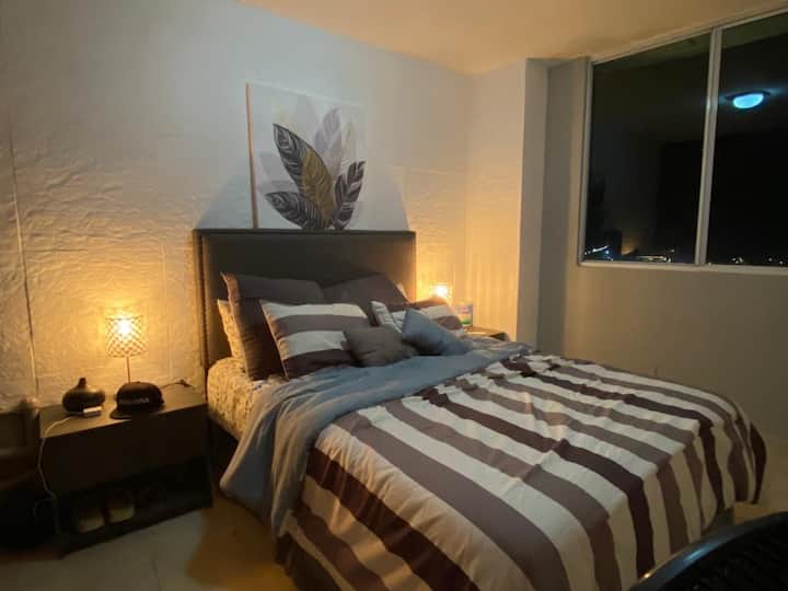 Apto. Remodelado Condado Del Rey - Panama City