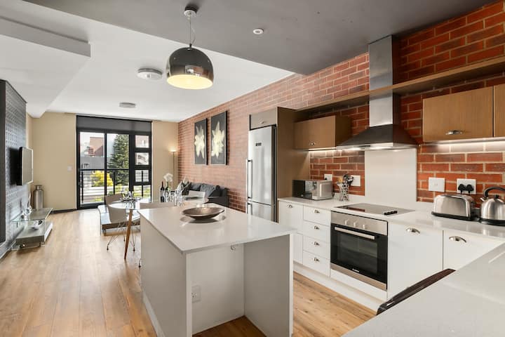 Spacious Vantage Apartment - Johannesburg