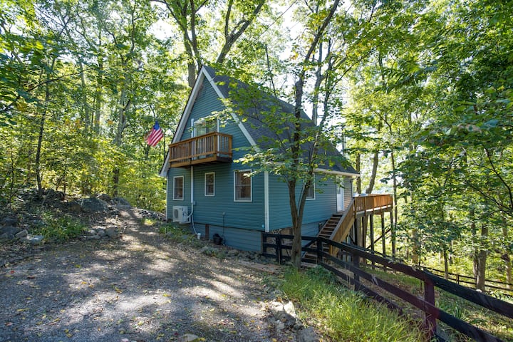 ♛Royal A-frame♛hot Tub★petsok★woodstove★fastwifi - Shenandoah National Park