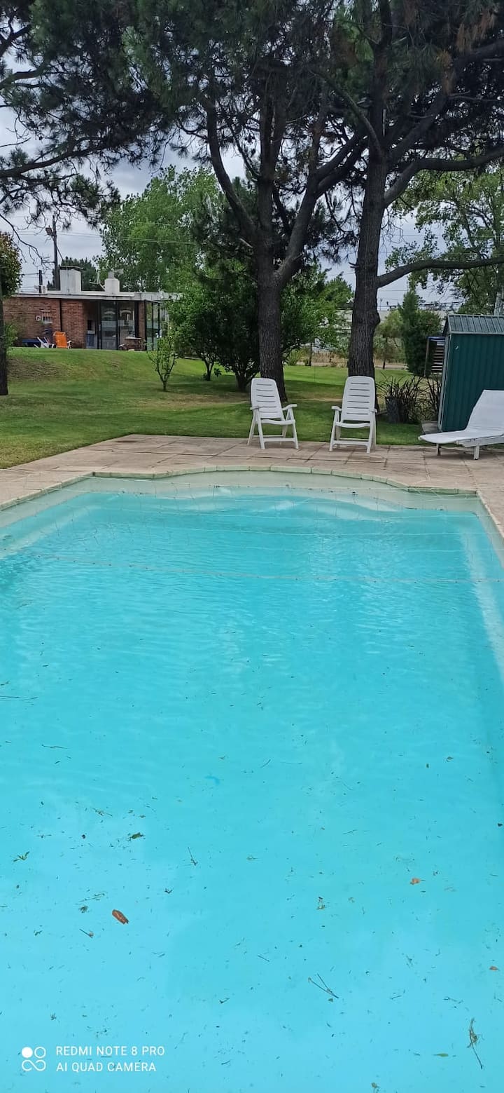 Casa De Vacaciones P/6 Huéspedes No  Hombres Solos - La Floresta