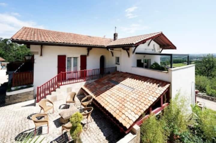 Appart 12 Pers, Vue Rhune, 5km Plage D'hendaye. - Saint-Jean-de-Luz