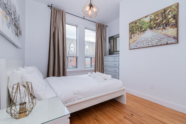 Cozy 2bdr Apartment Le Plateau - Montreal