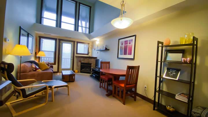 Top Floor Condo With Stunning Mountain Views - Fernie