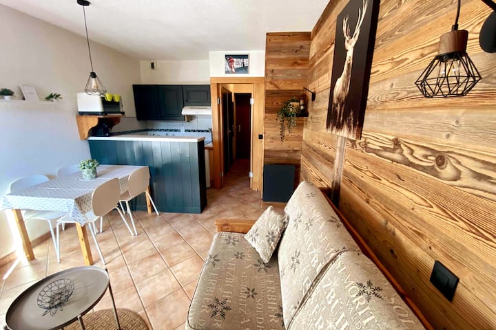 Appartement Cosy Avec Terrasse Sud- Proche Village - La Clusaz