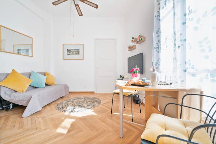 Wonderful Location / Beach / Aircon - Nice