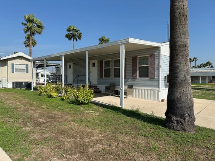 073 - Cute 1 Br W/ Pool Access - Mission, TX