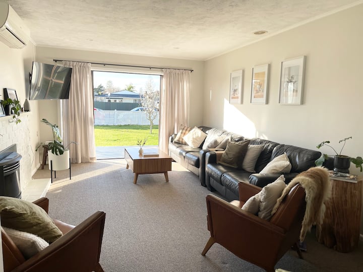 A 1920's Bungalow Situated Just Off Marine Parade. - Napier, New Zealand