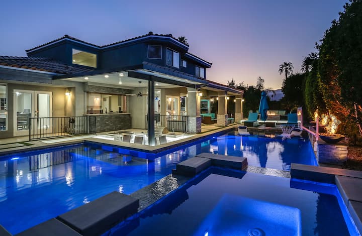 Luxurious Desert Oasis - Palm Desert, CA