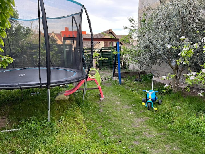I Appartement Dans Un Pavillon, Vue Sur Le Jardin - Argenteuil