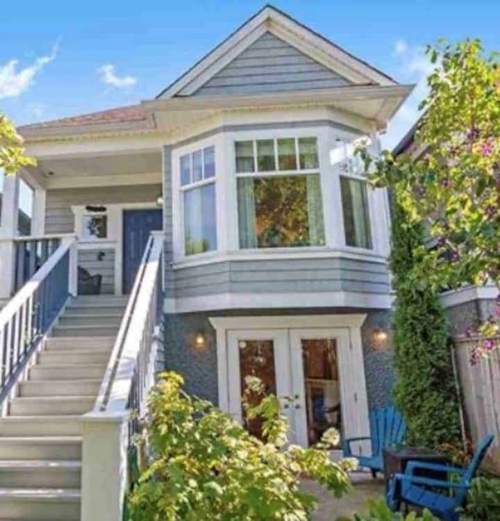 Updated Charming 1 Br Garden Oasis In Vancouver - Vancouver