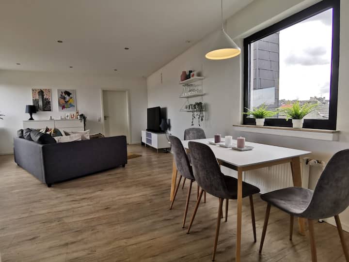 Gehobenes Penthouse + 60qm Dachterrasse In Mitte - Dortmund