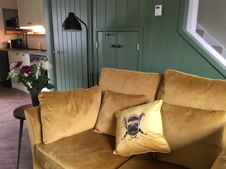 A Buxton Eco-house For Peak District Adventures - Tideswell