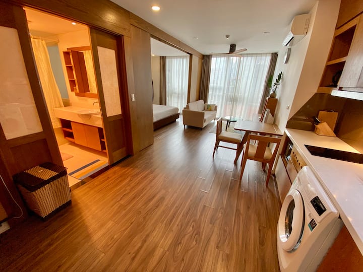 Quiet Luxury 1br 1ba 19.36 ( 閑静、高級) - Hanoi