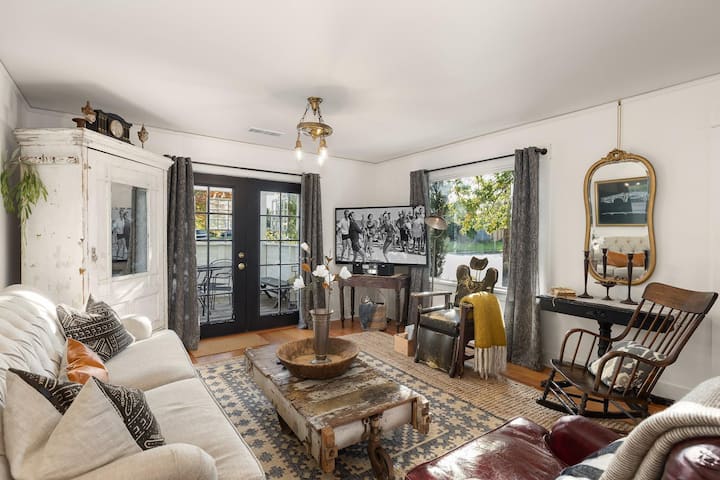 Blackbox  Luxurious Historic Restoration With 5 Beds! - Vancouver, WA