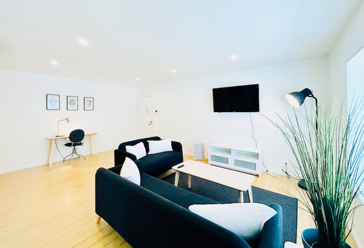 1br Culver City Apt By Just Bring Your Toothbrush! - Inglewood, CA