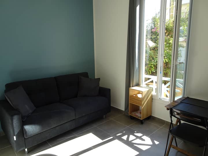 Joli Studio Au Calme Proche De La Plage - Nice