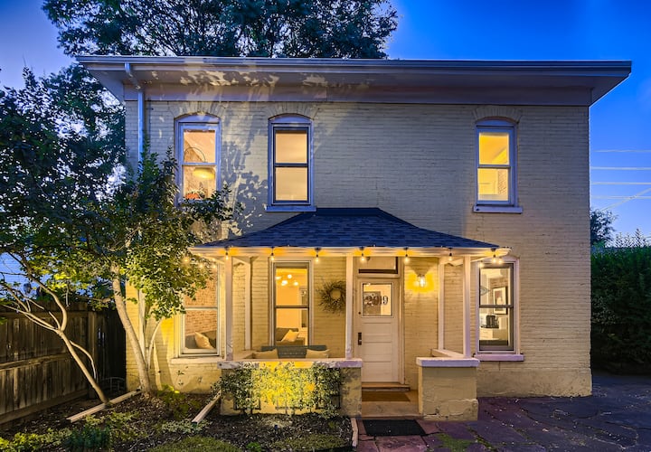 The Stout House | Historic Rino Carriage + Patio - Denver, CO