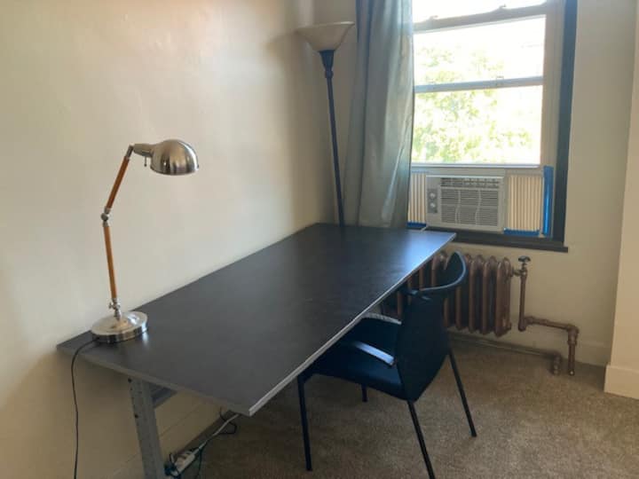Southeast Studio-Private room in Mpls arts center - Apartments for Rent ...