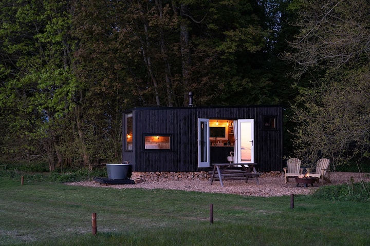 Luxury Cabin With Outdoor Bath - Woodland - 피터즈필드