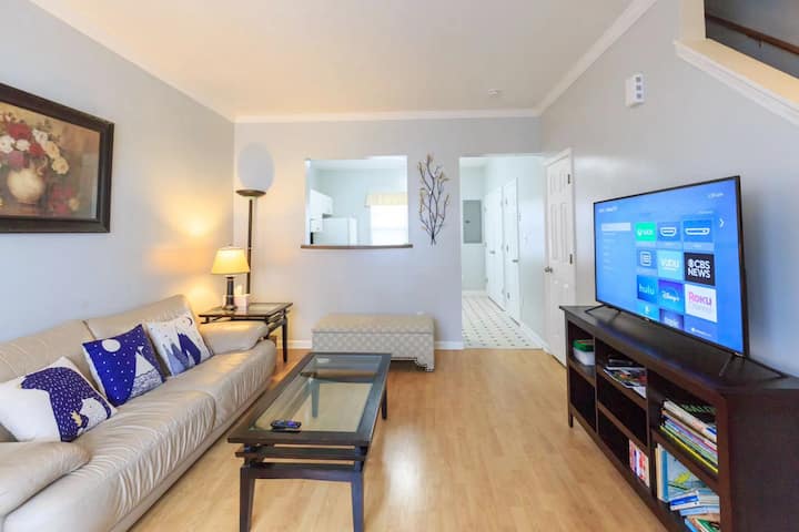 2bed/2.5 Bath Th Near Duke Hospital & Med Center. - Durham, NC