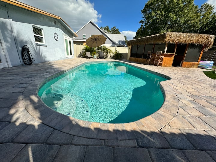 Private House With Pool And Cabana - Tampa