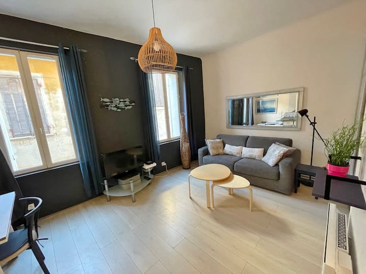 Agréable T2 Pour 4 Pers Avec Baignoire - La Ciotat