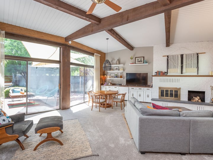 Mid-century Modern Home On The Bench - Boise, ID