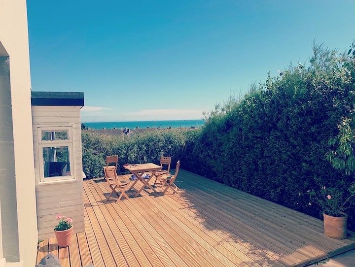 Secret Cottage & Sauna Overlooking Sea - Battle