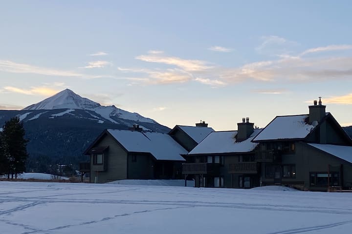 Condo On Big Sky Golf Course Close To Yellowstone - Big Sky, MT