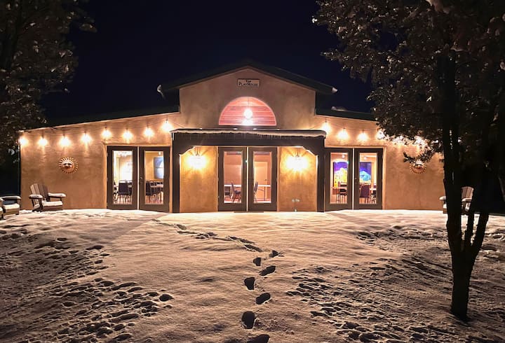 A Southwest Retreat In The Enchanted Forest Of Nm! - New Mexico