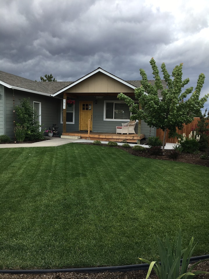 Redmond, Or 3 Bed 2 Bath 10 Min To Airport - Redmond, OR
