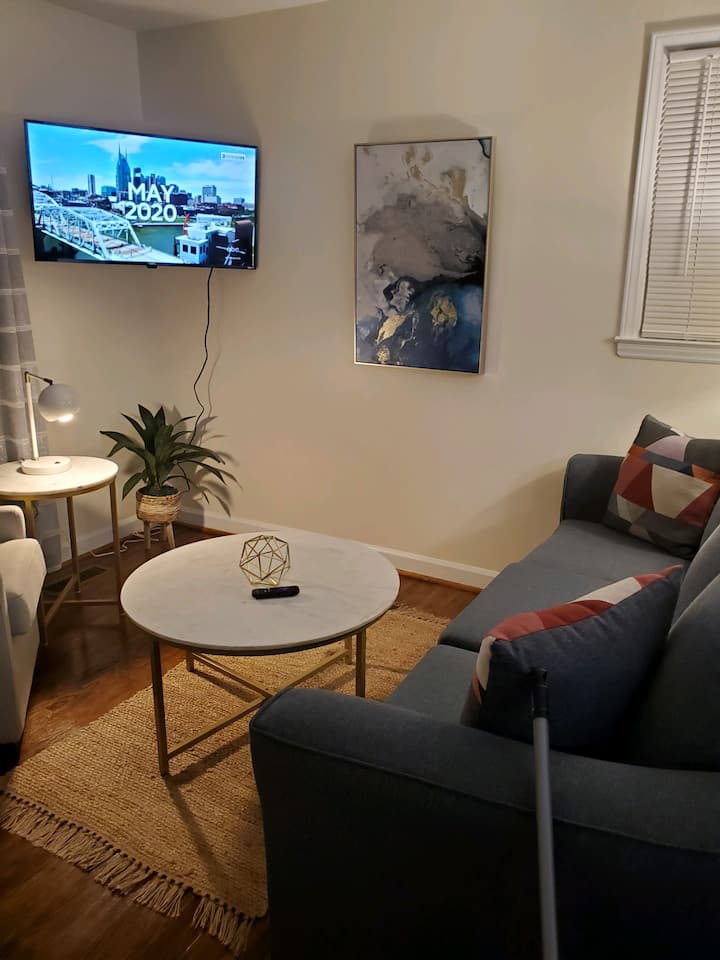 Charlotte Brick Bungalow – Minutes From Downtown! - Charlotte, NC