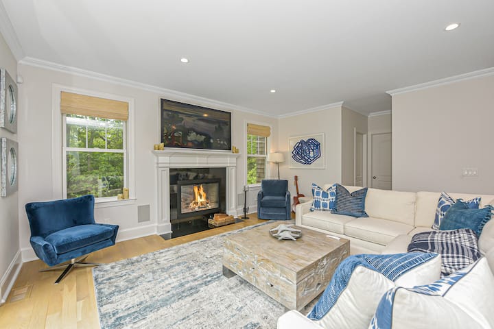 Brand New! 5 Min. To Sag & East With Pool/spa! - East Hampton, NY