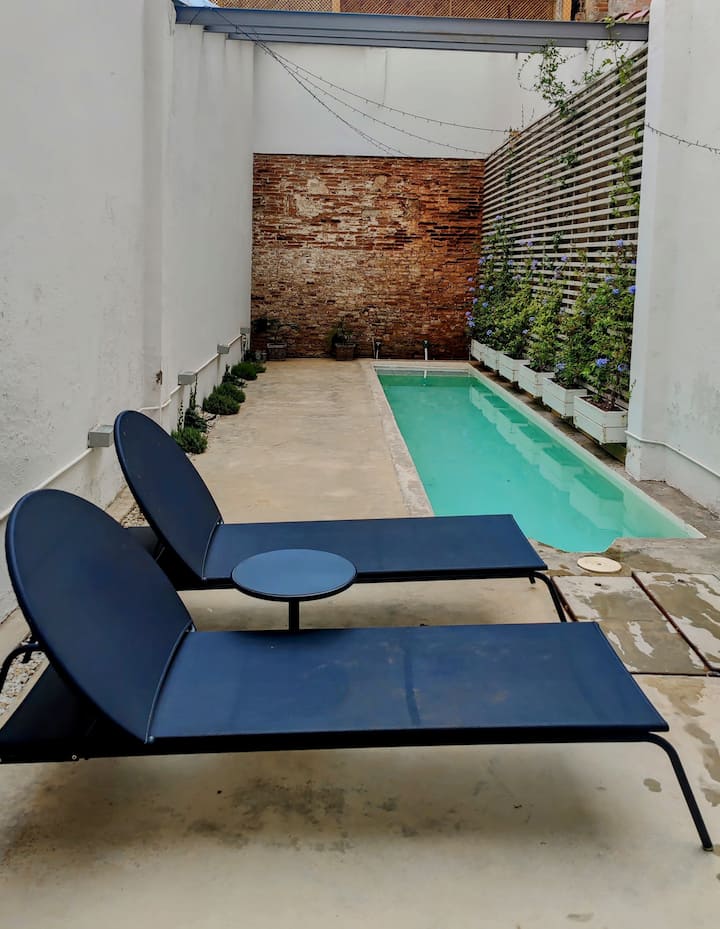 Stunning Loft Apartment With Private Garden & Pool - Barselona