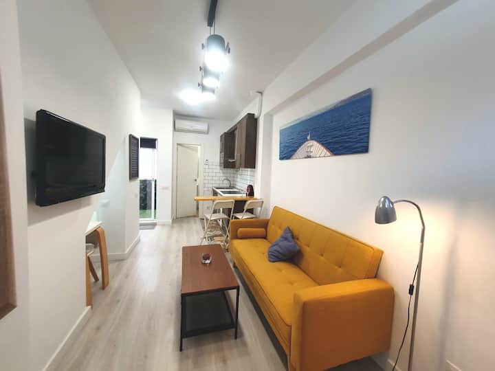 Apartamento Moderno Y Acogedor. - Almería