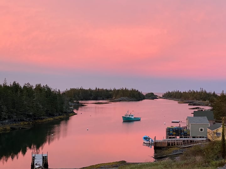 Stone Shore Cottage - Lunenburg