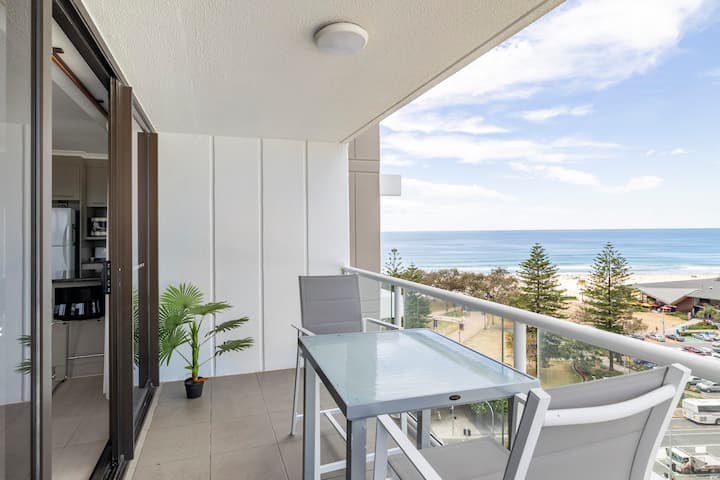 Beach Front, Prime Position, Casino, Restaurants - Gold Coast