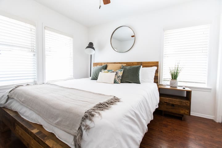 Cozy Home Near John Wayne, South Coast Plaza, Uci - Costa Mesa, CA