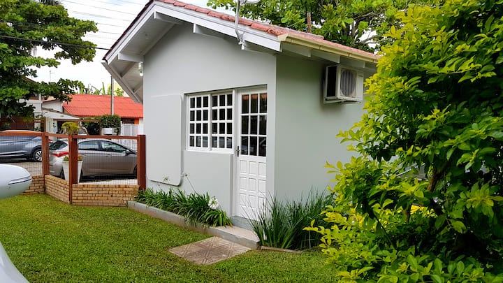 Kitnet Aconchegante - Centro - Garopaba