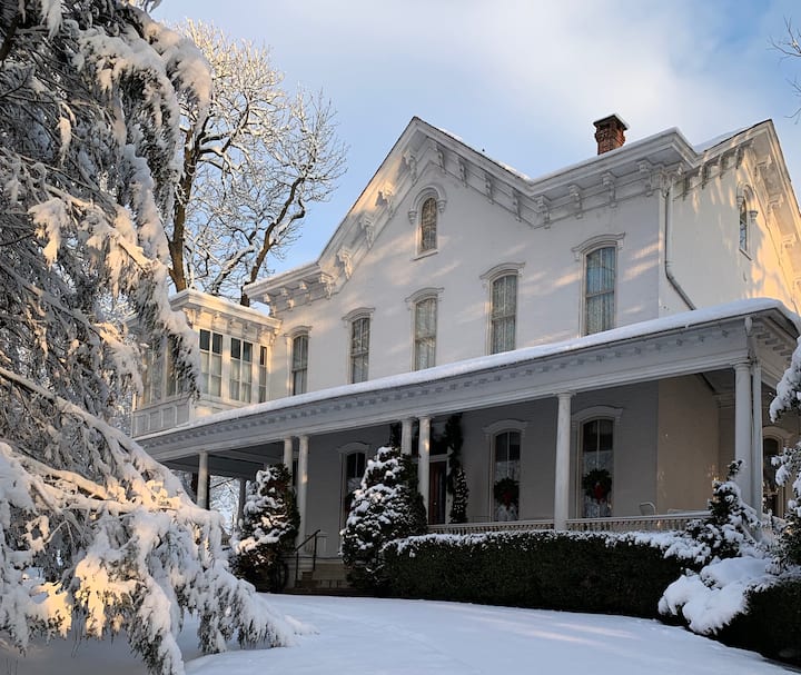 Historic Susquehanna Manor -7 Bedrooms 5.5 Baths - Wrightsville, PA